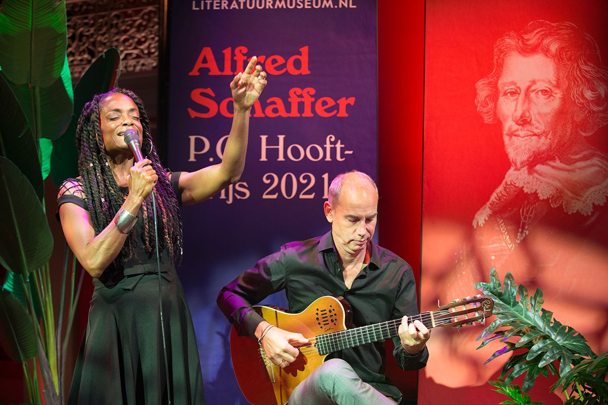 P.C. Hooft-prijs 2021 uitgereikt aan Alfred Schaffer - Literatuurmuseum ...